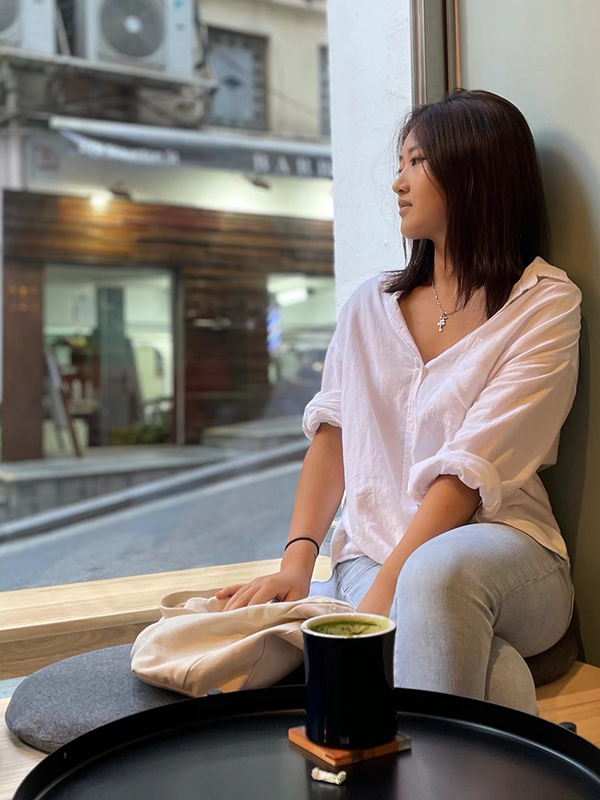 Celine Lam - About/Contact