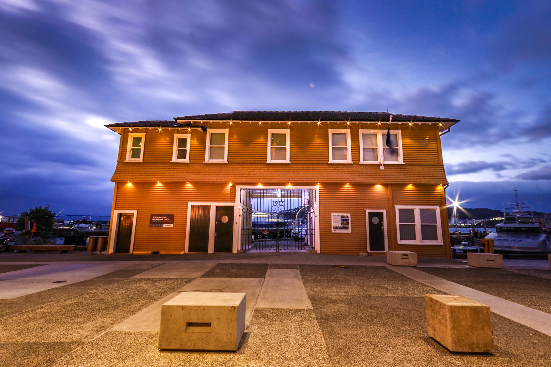 Corey Watts - Wellington Waking Up - A Monday Morning