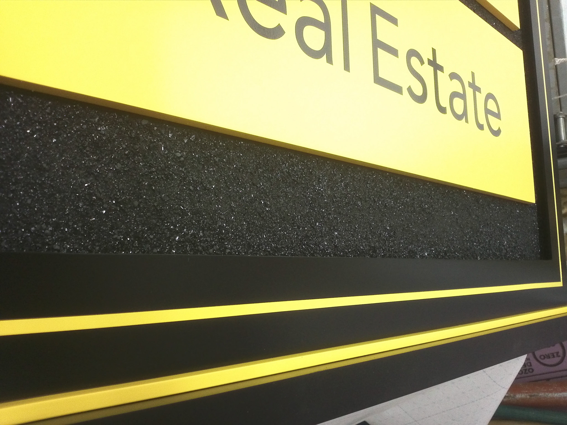 Design Bratz - Sign Design and Fabrication