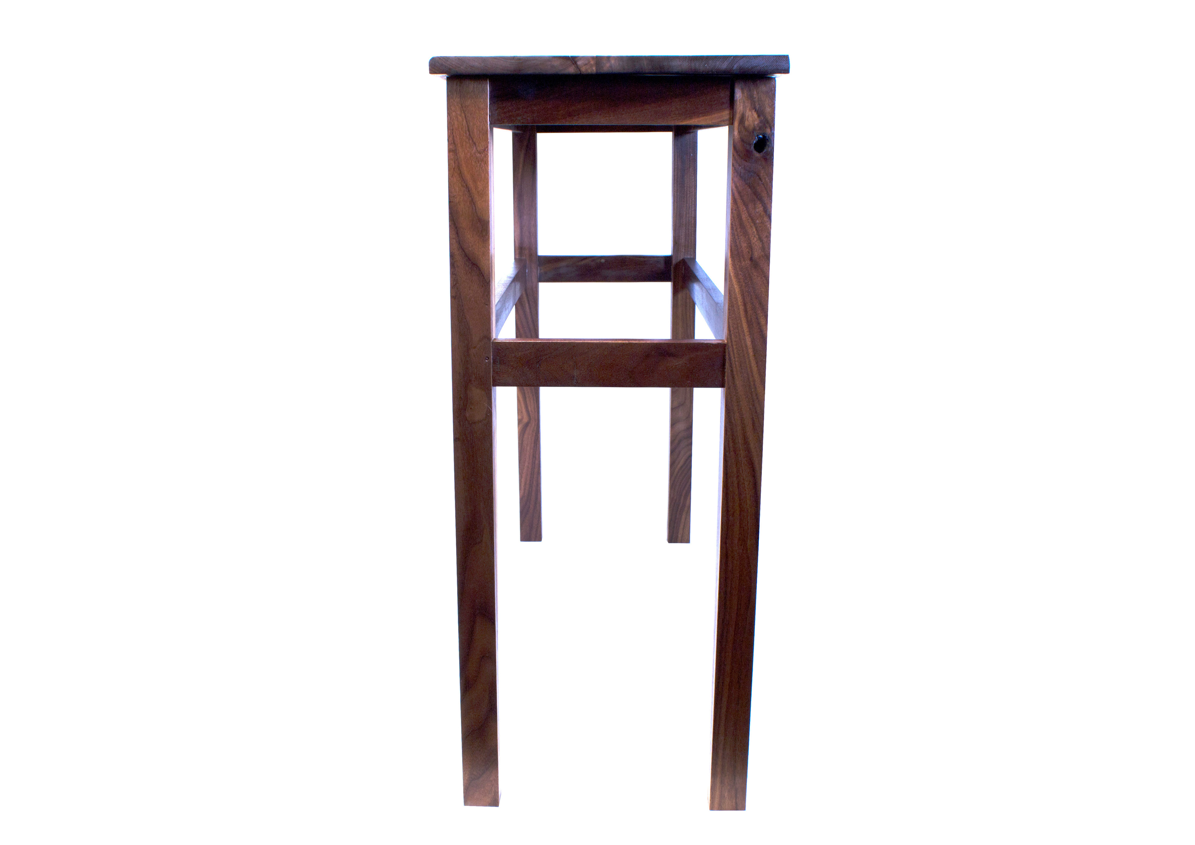 kristen tapping - Rustic: Hand made rustic walnut table