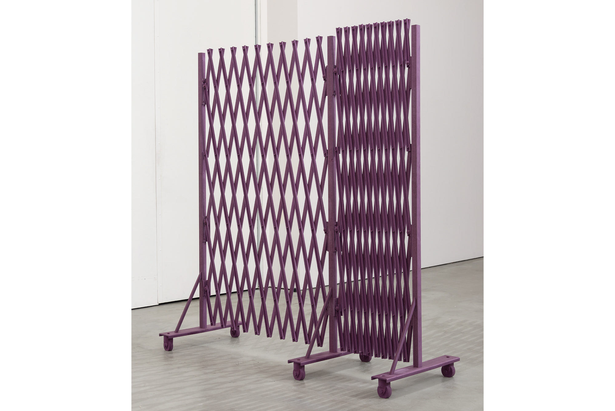 brody albert - Collapsible Barrier