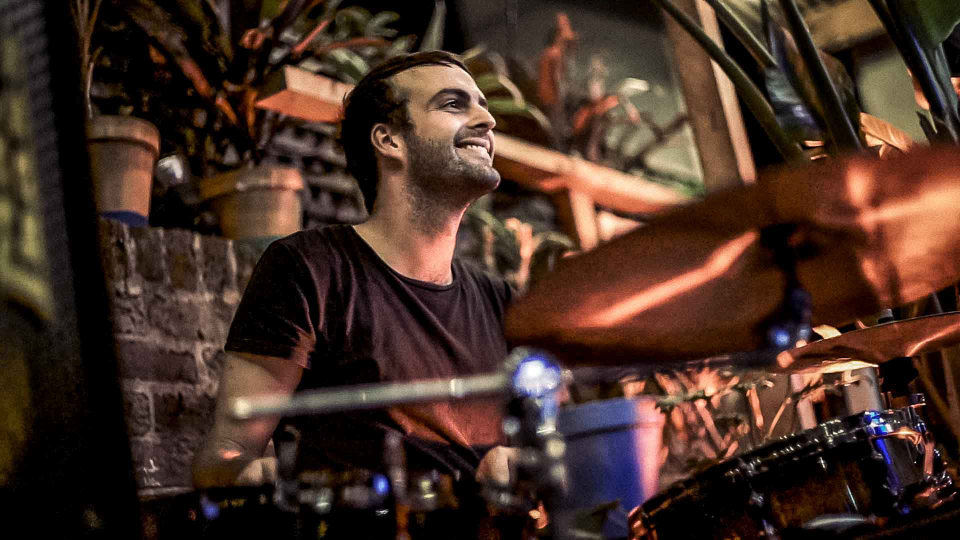 James Whaler - The Geoff Rana Trio // Covers Showcase