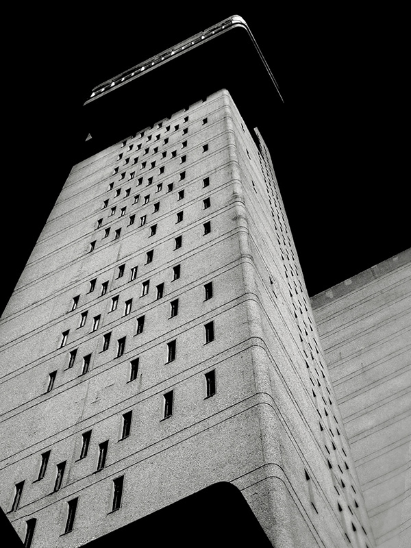 Trellick Tower - History