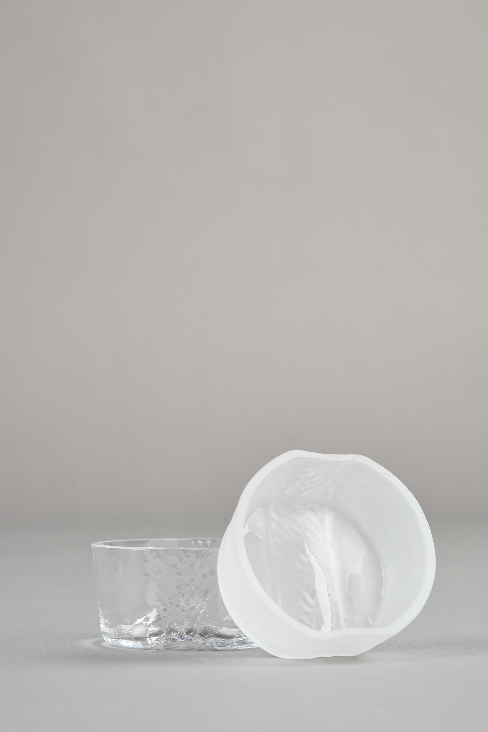 Lea Mader - textile structures in glass