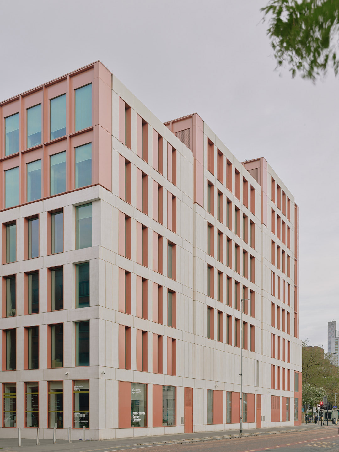 gunner gu photographer | architecture & people | uk + worldwide