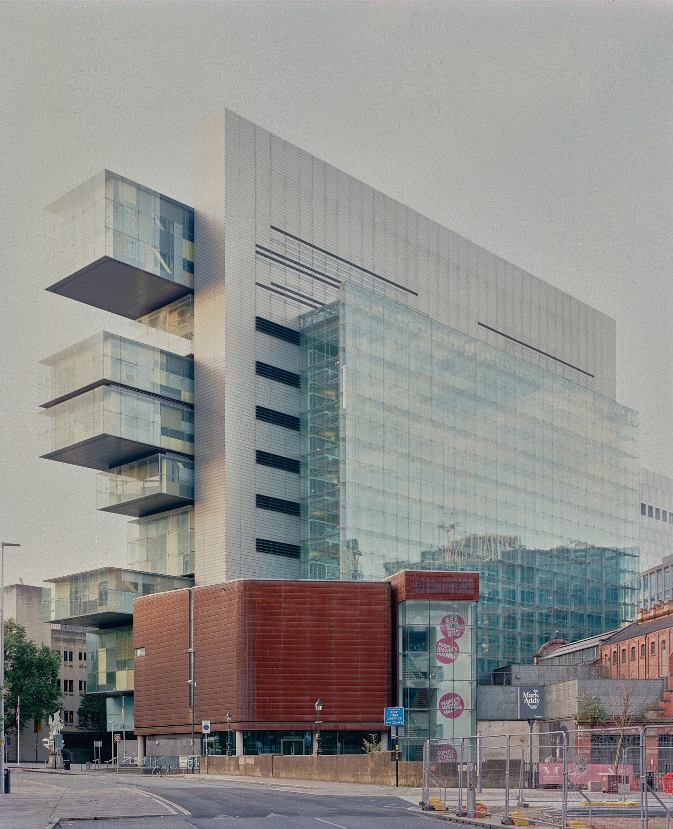 gunner gu photographer | architecture & people | uk + worldwide