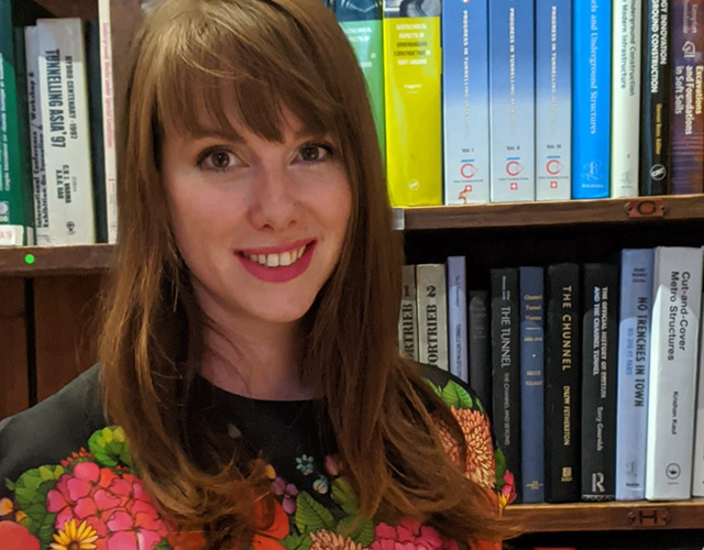 ALEX ISZATT PRESENTER