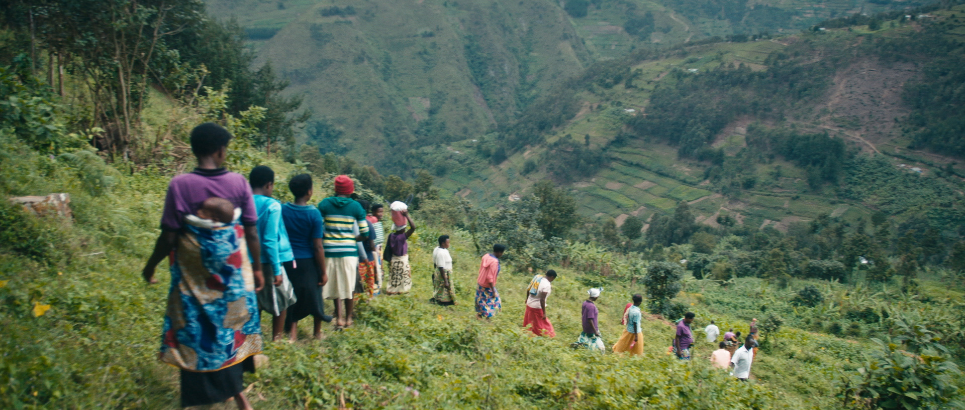 MARK A. KLASSEN | PORTFOLIO - RAISING THE VILLAGE