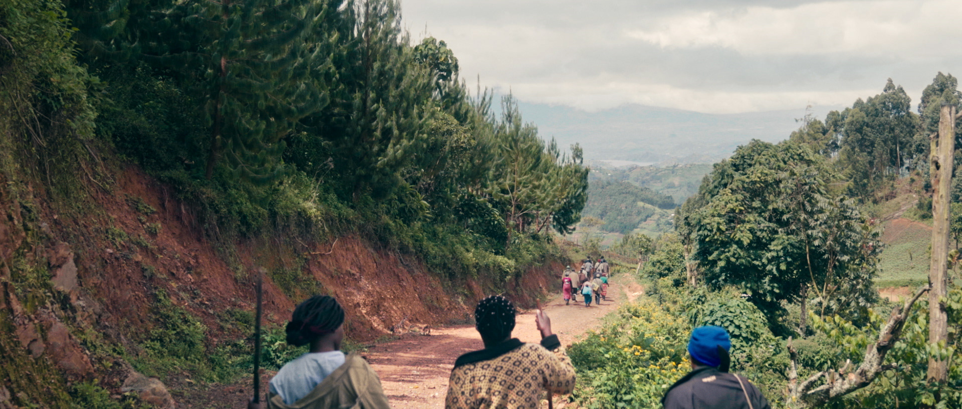 MARK A. KLASSEN | PORTFOLIO - RAISING THE VILLAGE