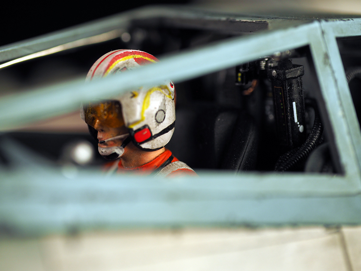 Jason Eaton Studio - Red 5 Hero X-Wing