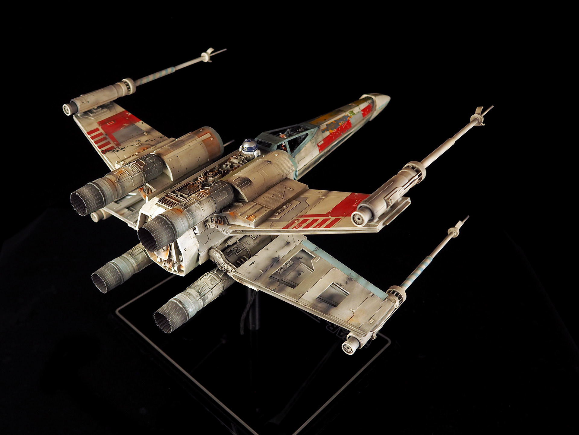 Jason Eaton Studio - Red 5 Hero X-Wing