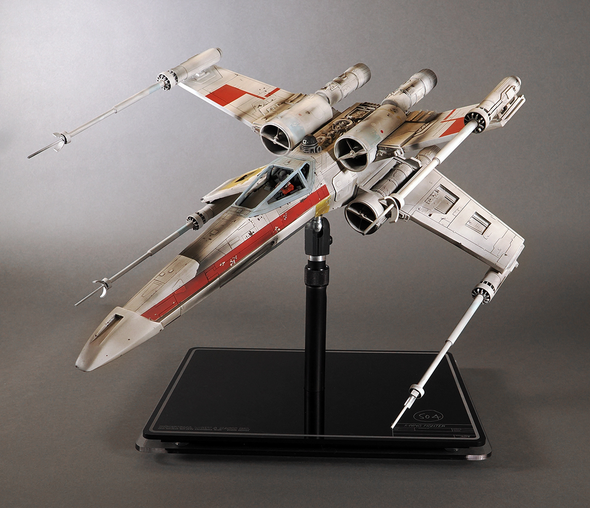 Jason Eaton Studio - X-Wing Red 1 Pyro
