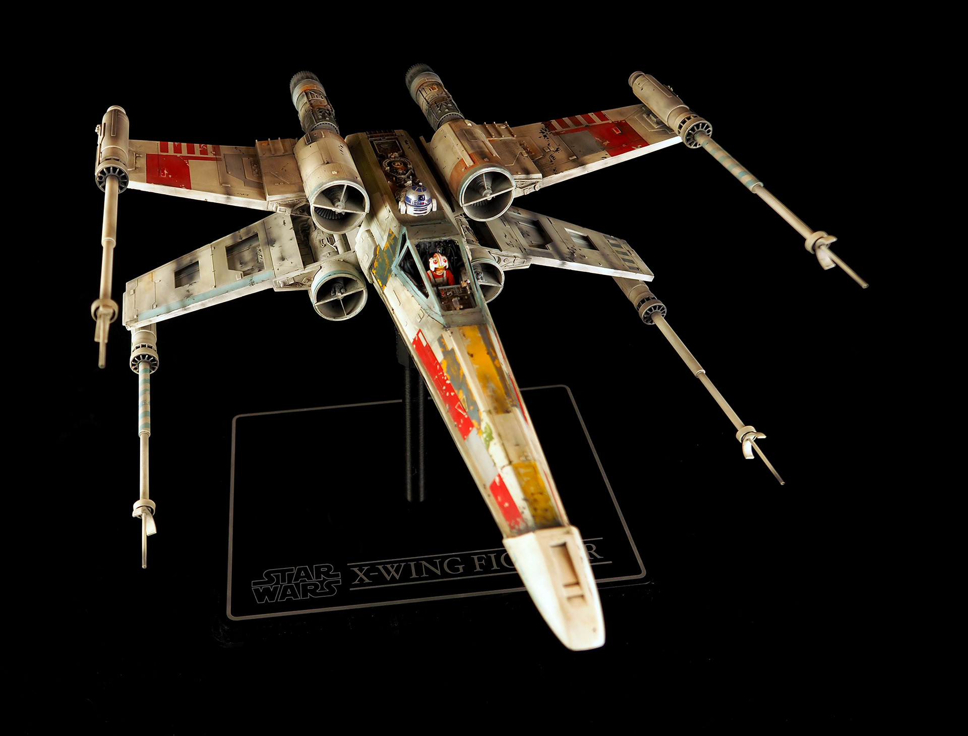 Jason Eaton Studio - Red 5 Hero X-Wing