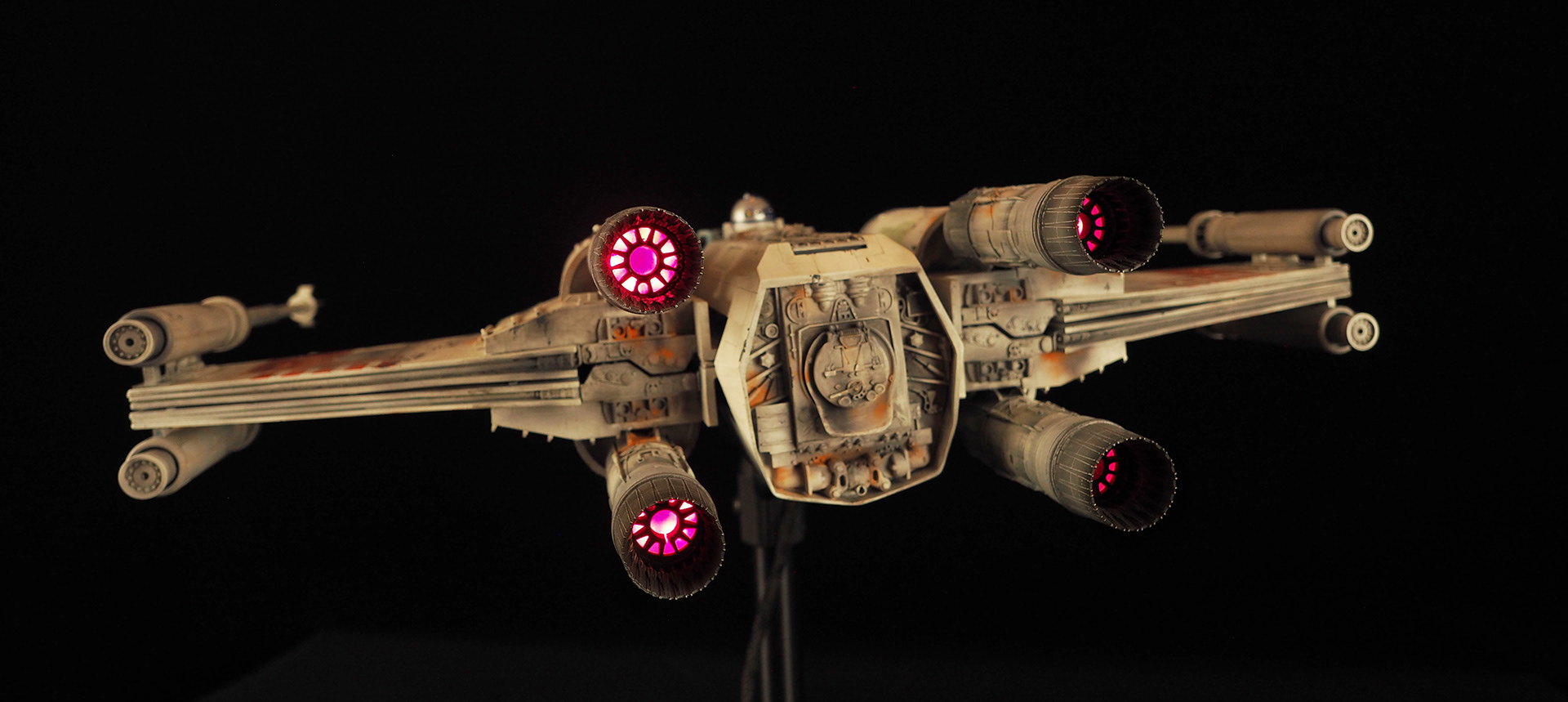 Jason Eaton Studio - Red 5 Hero X-Wing