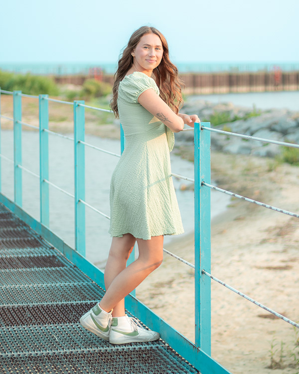 Alyssa Buhl - Amanda Enos