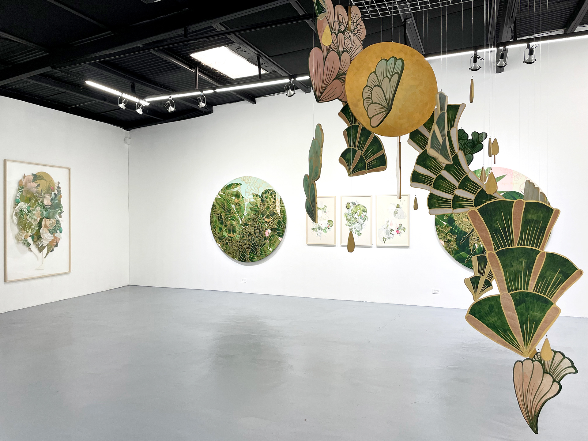 Maria Camila Bernal Toro - Atardece en el trópico - Solo Show