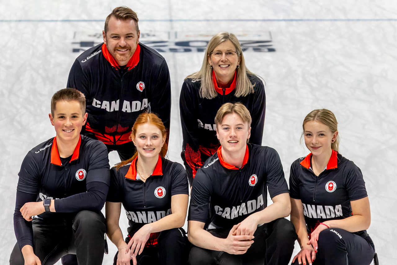 Curling Photos