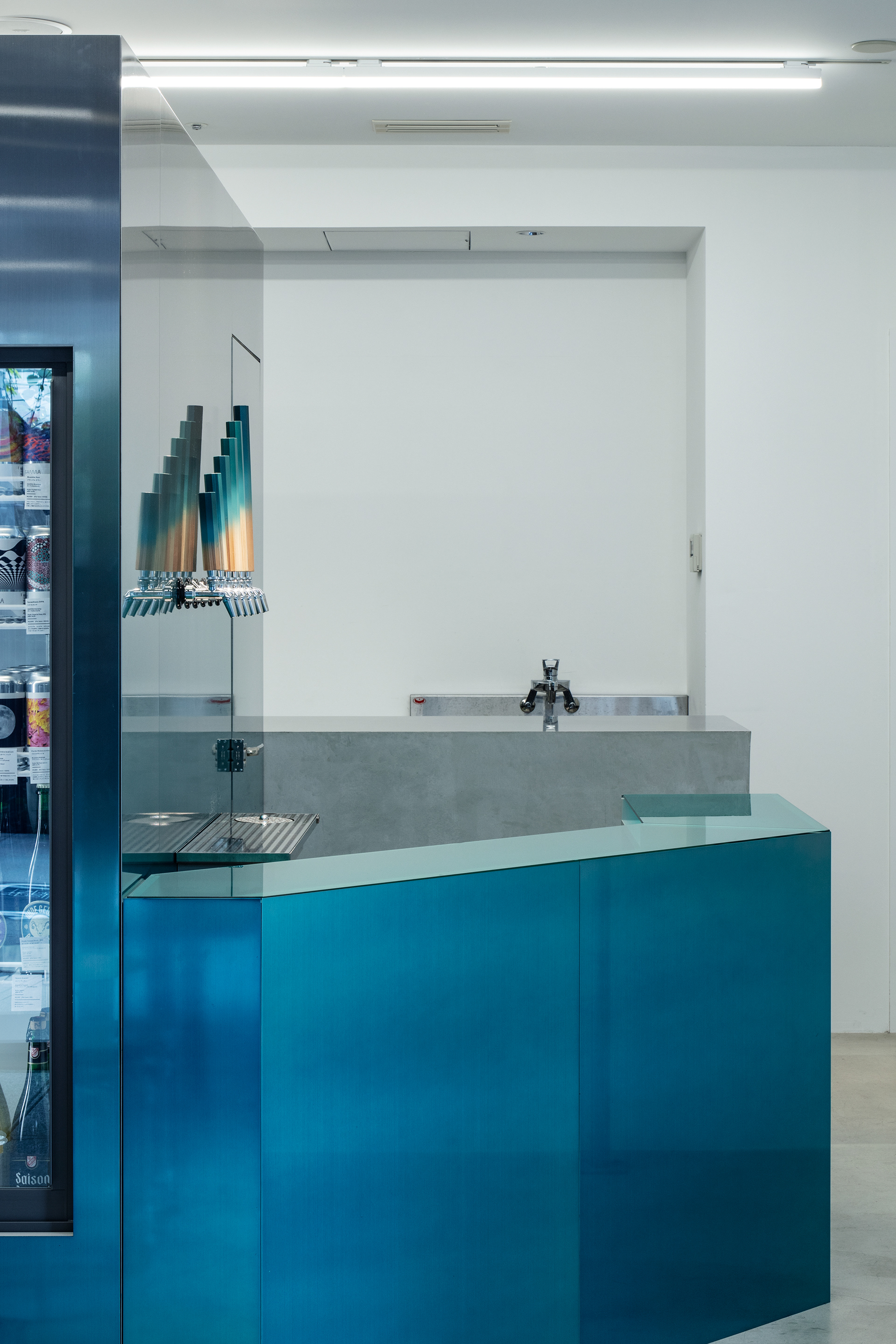 YO. INTERIOR DESIGN - DIG THE LINE DOORS