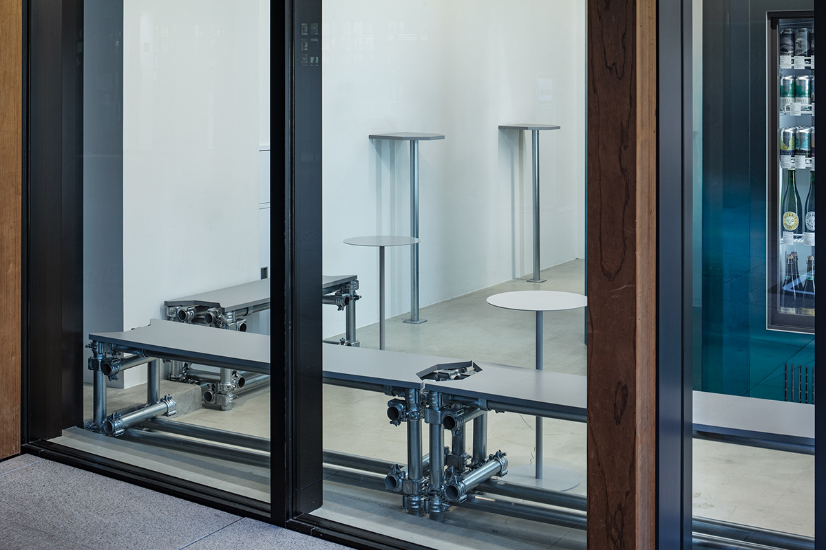 YO. INTERIOR DESIGN - DIG THE LINE DOORS