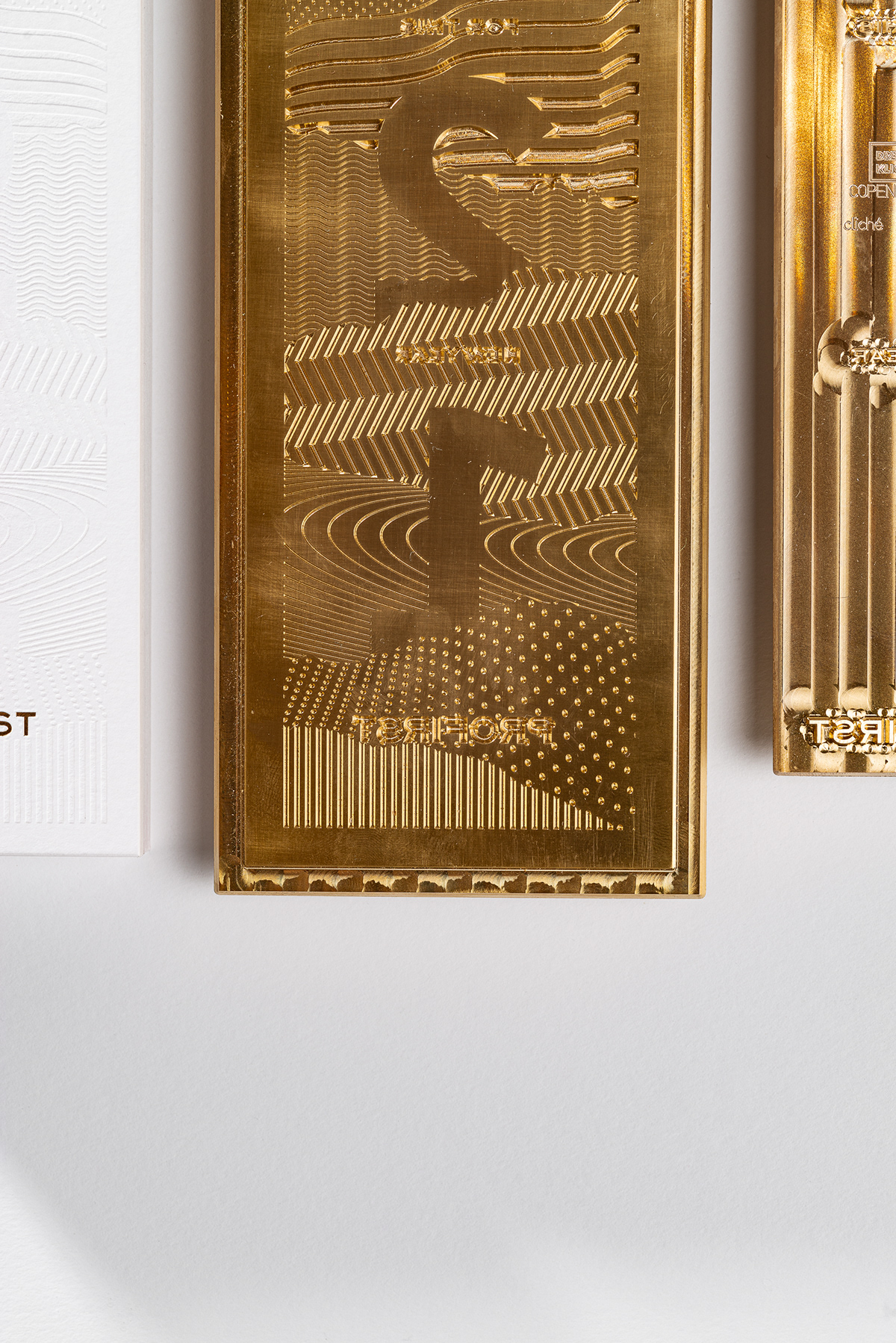 Vébé is a Belgian award-winning curious multidisciplinary designer and ...