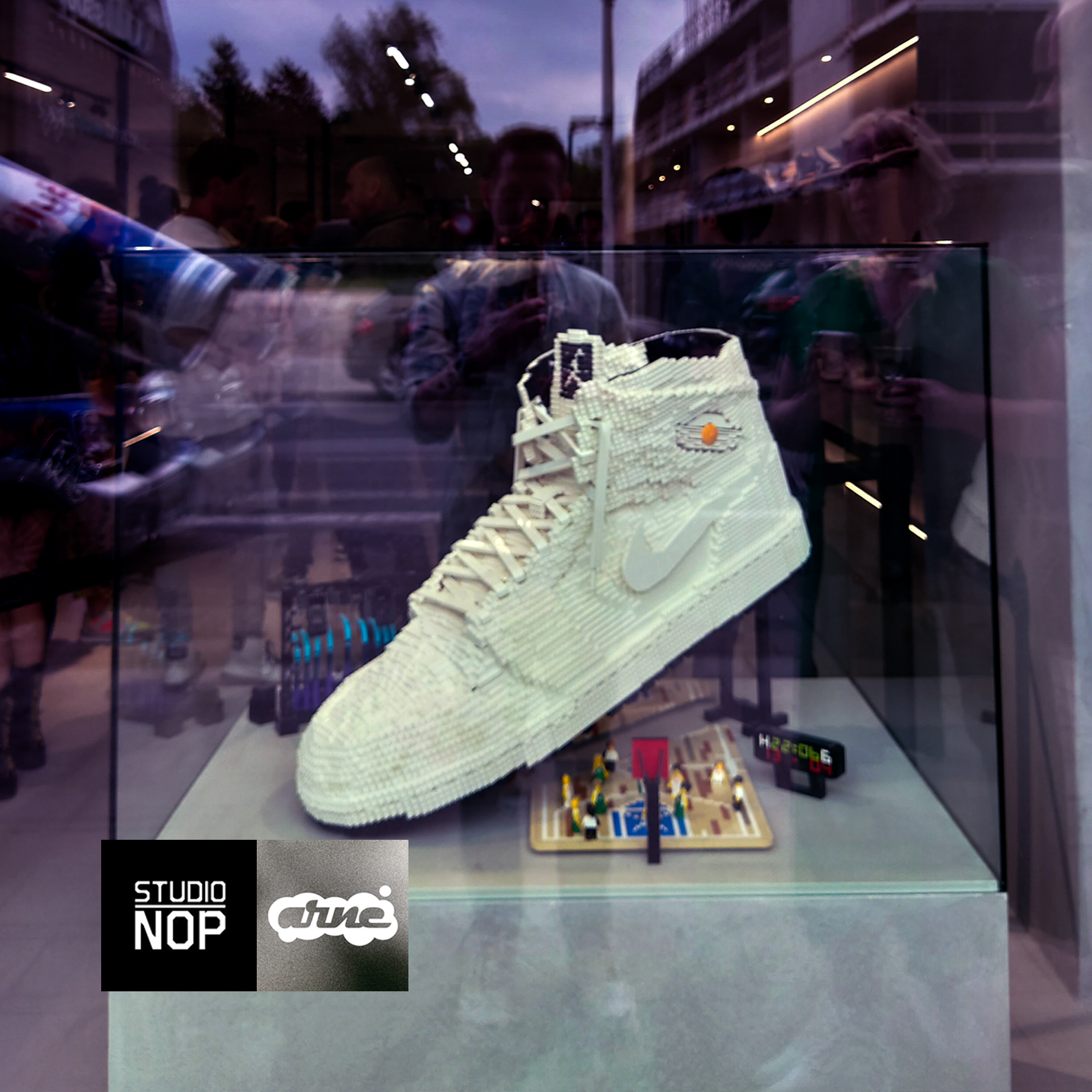 arne brick design - the sneaker doctor