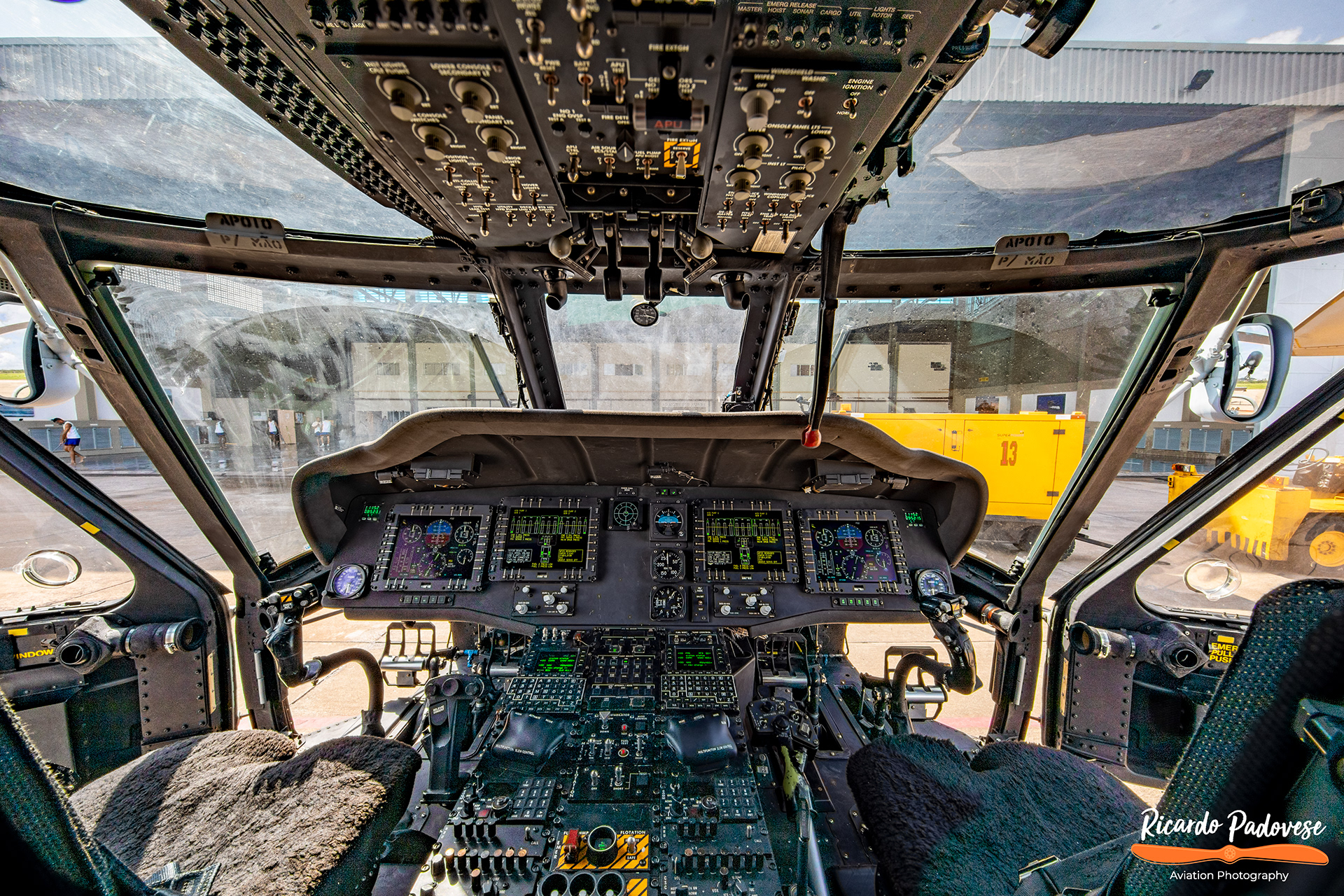 Ricardo Padovese Aviation Photography - Cockpits/Cabines/Cabins