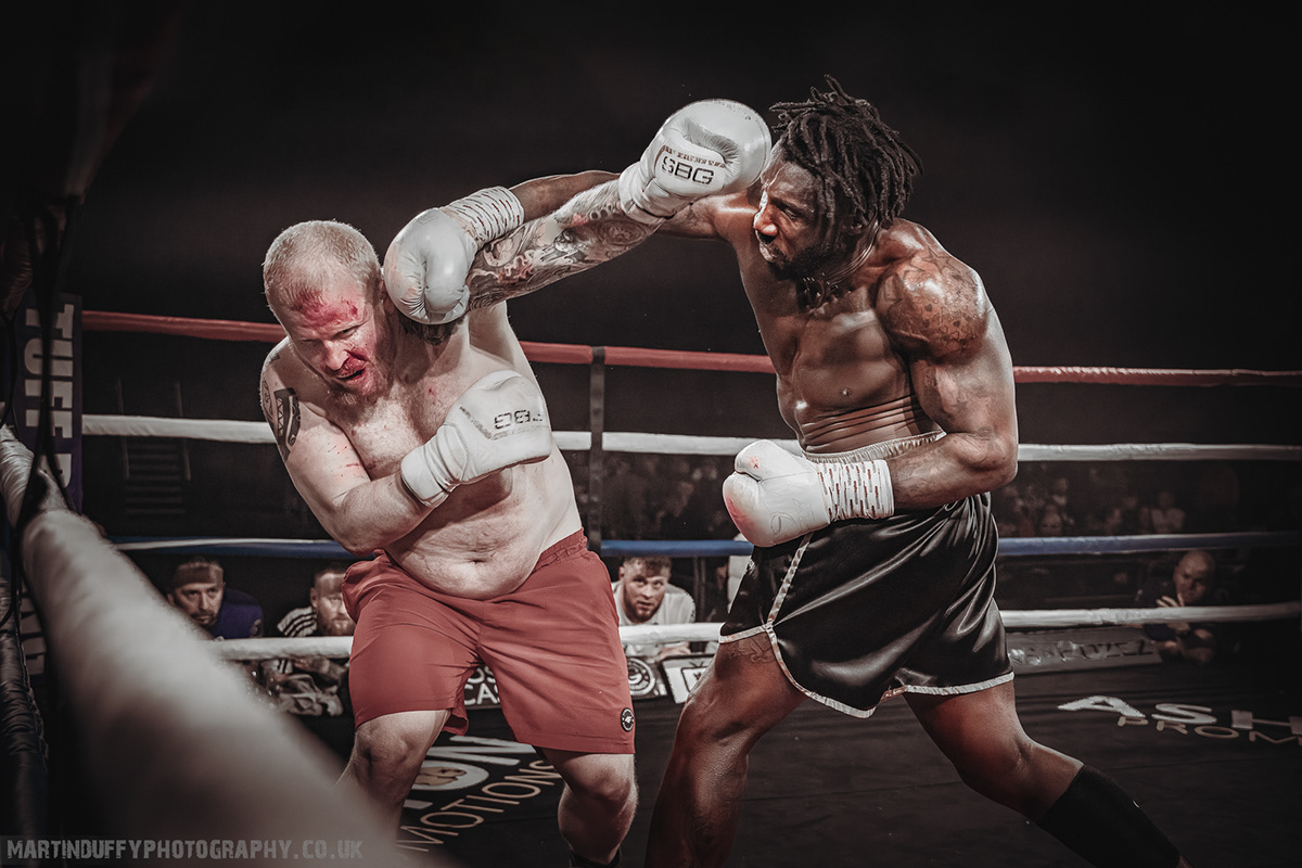 Capturing Moments: Martin Duffy Photography - Behind the Ropes: Boxing ...