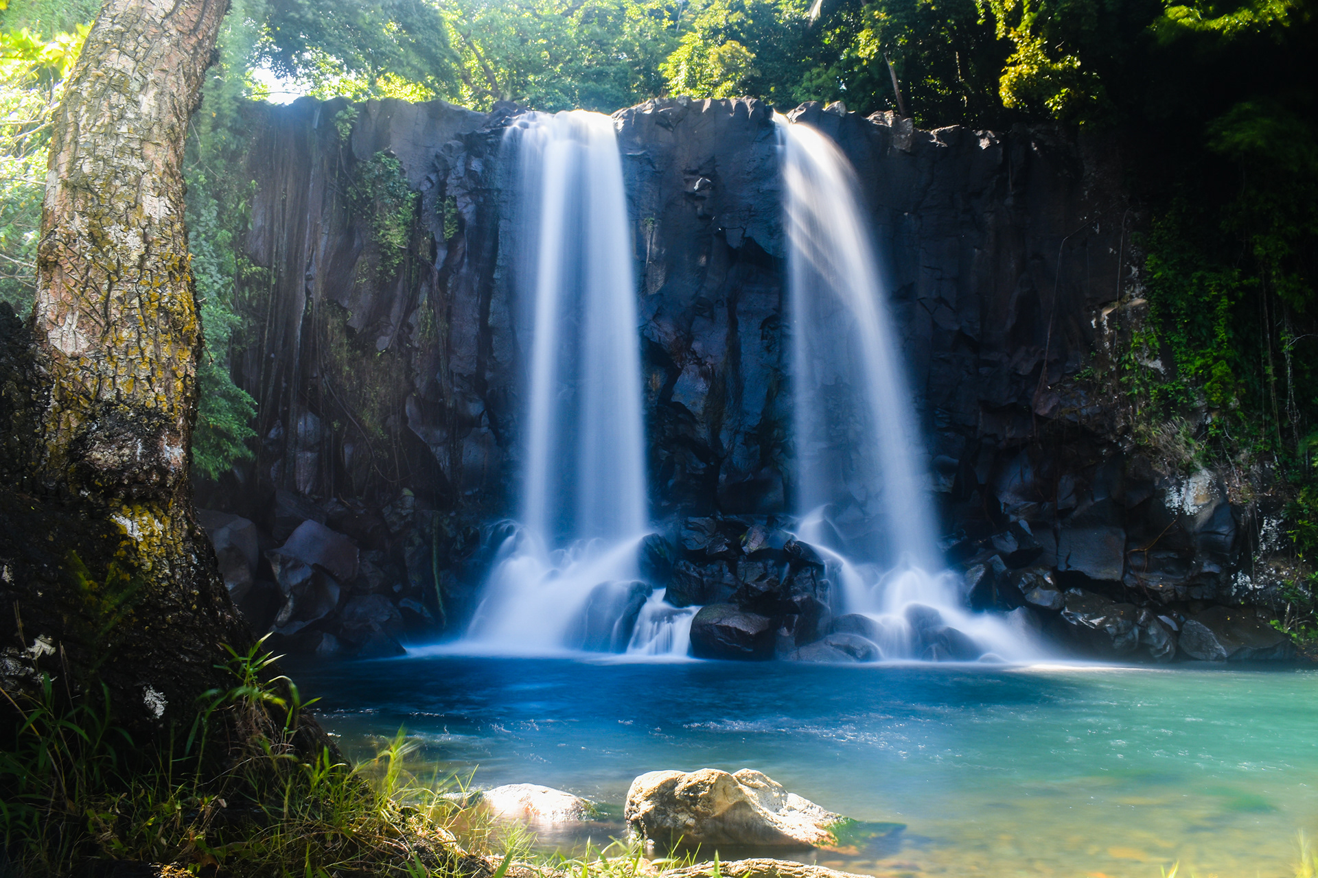 The Islander - Vanuatu Photography & Videography - Landscapes
