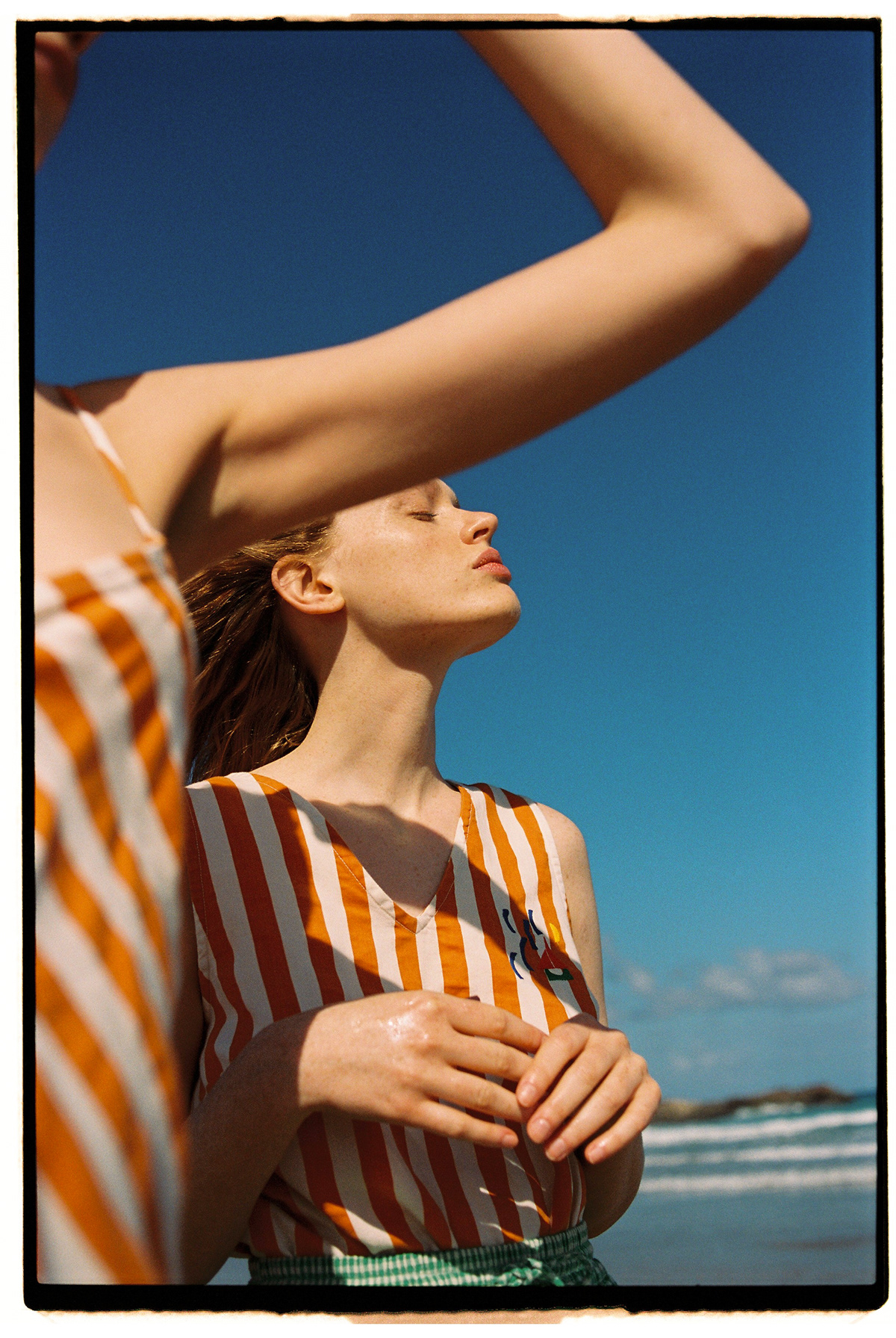 raquel chicheri - BOBO CHOSES - LIVING ON A SHELL