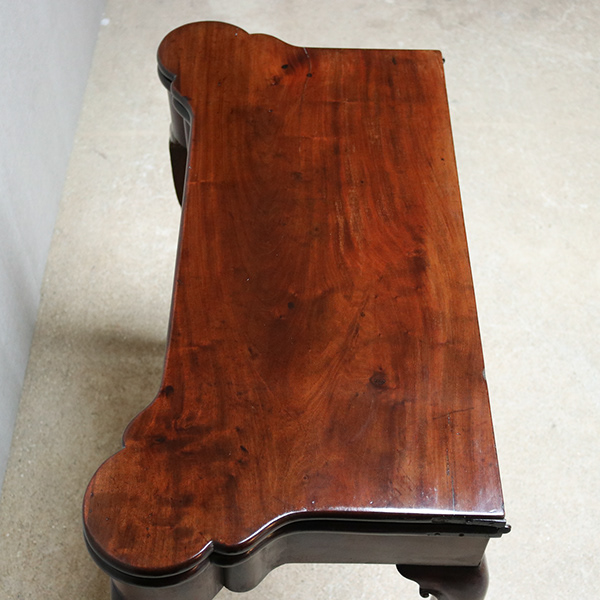 Furniture Odyssey - Irish games table