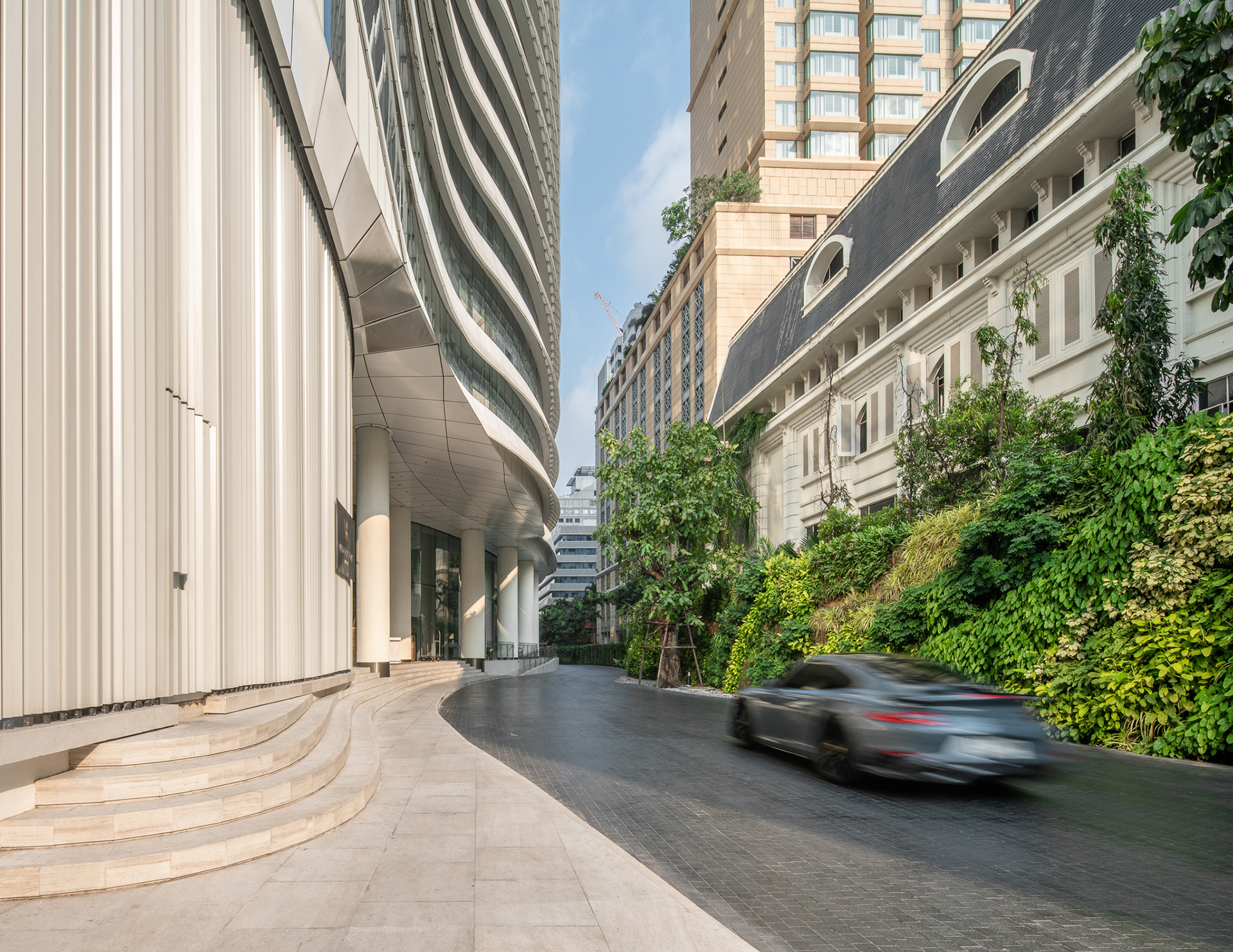 PanoramicStudio - MAGNOLIAS RATCHADAMRI BOULEVARD