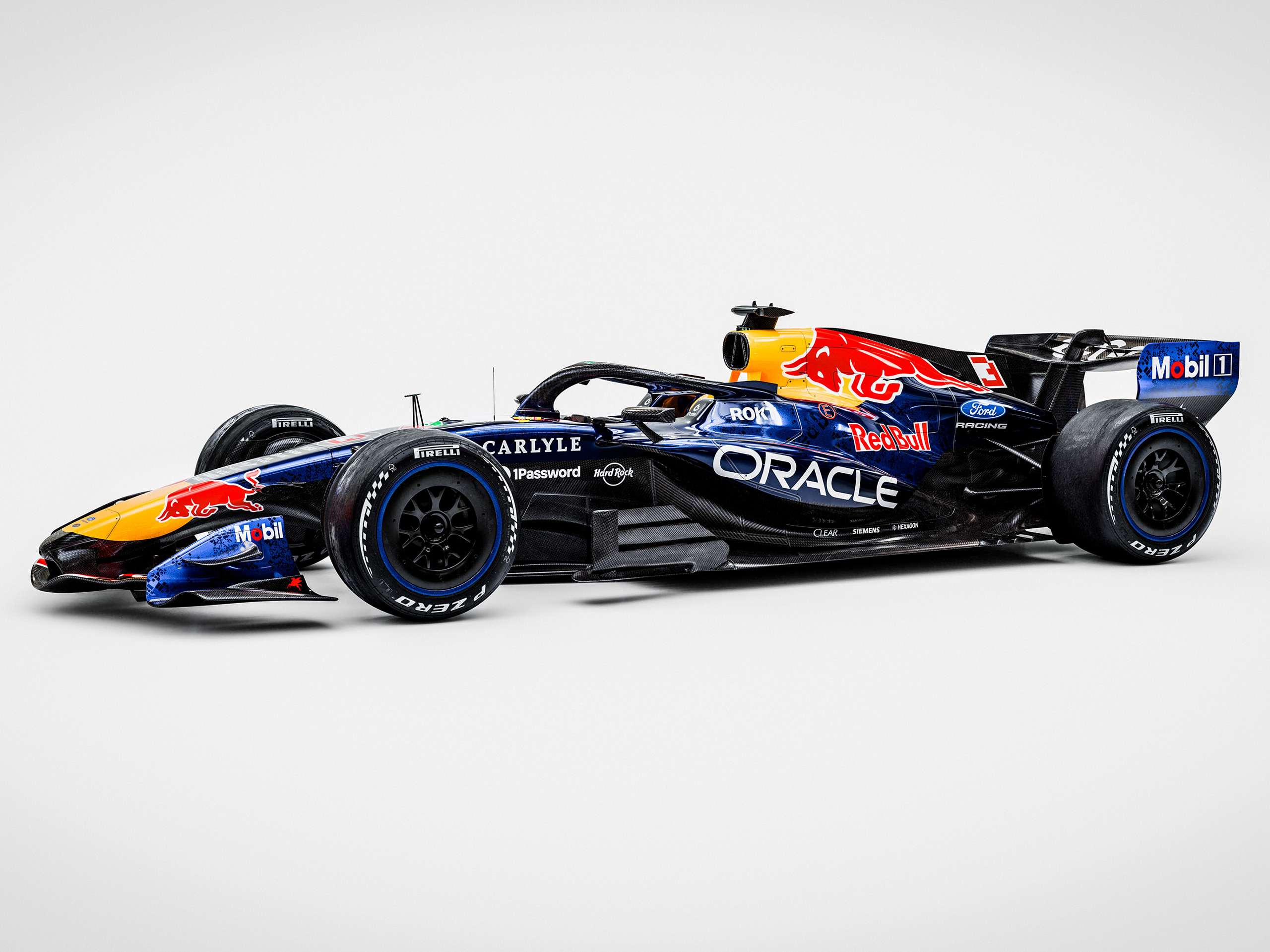 Simon R. Designs - OFFICIAL "White Bull" Livery Reveal - Red Bull RB21 JPN