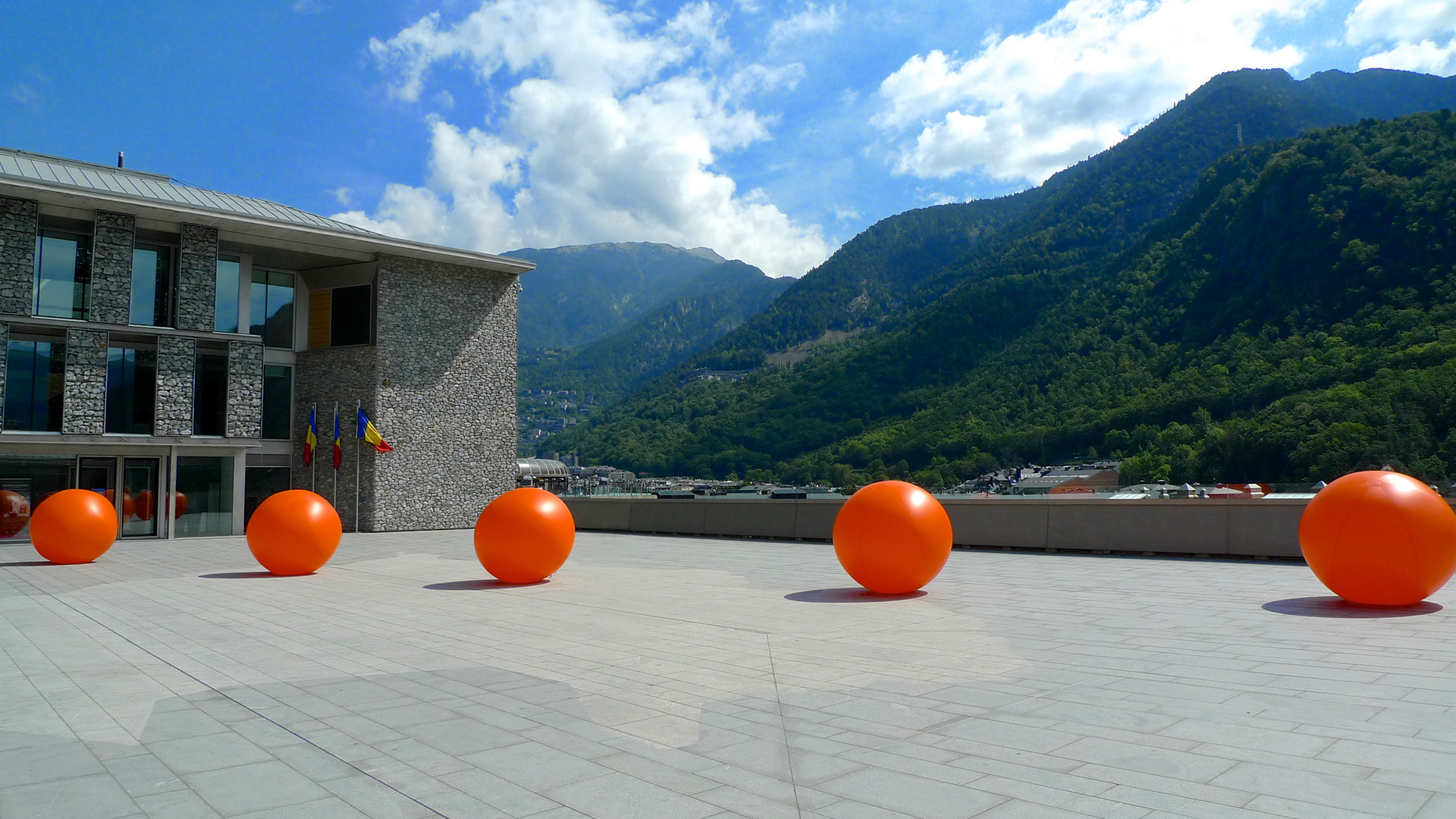 Stuart Williams ART - “Five Orange Spheres”