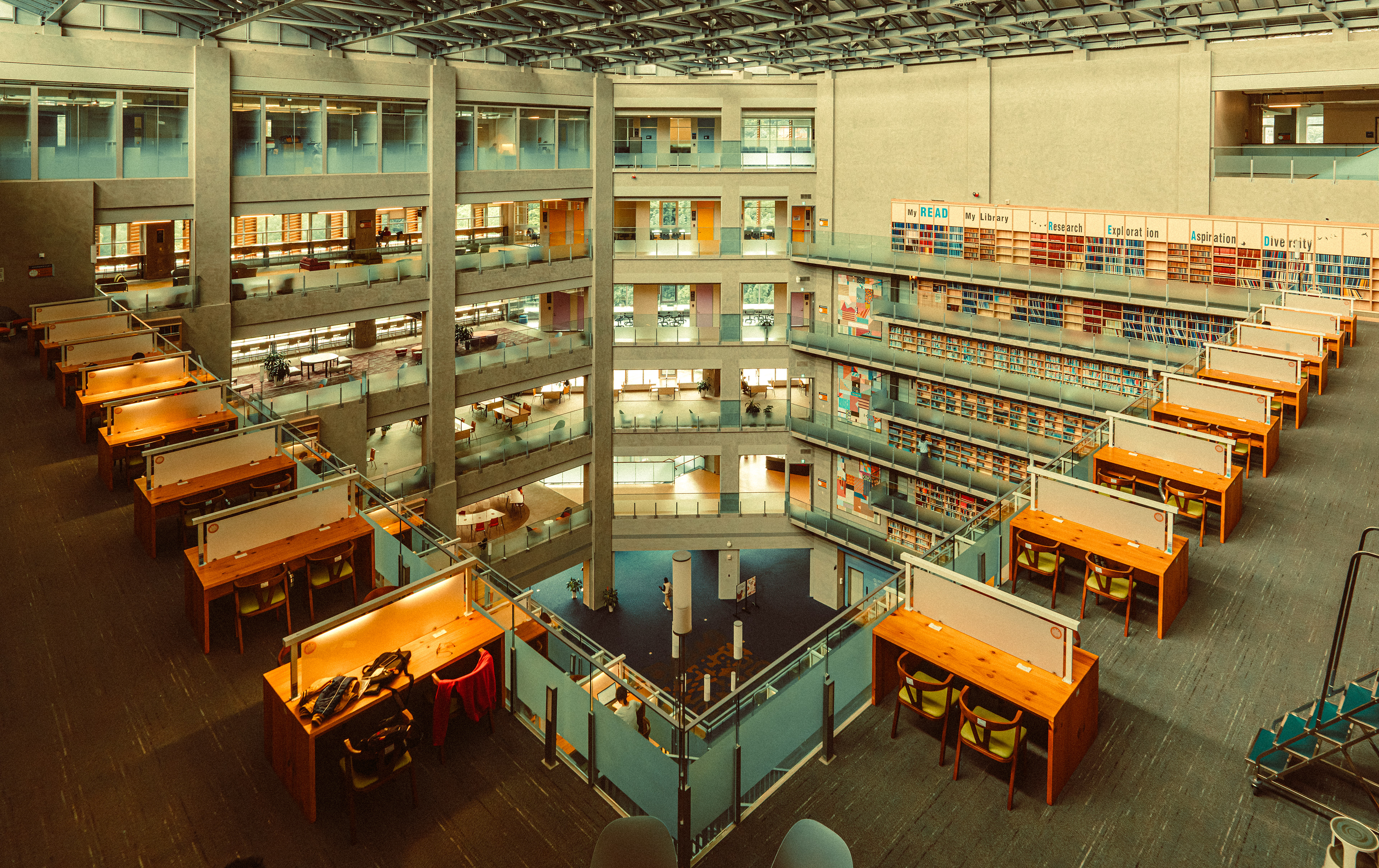 GPX2000 Blog - National Chengchi University Dah Hsian Seetoo Library