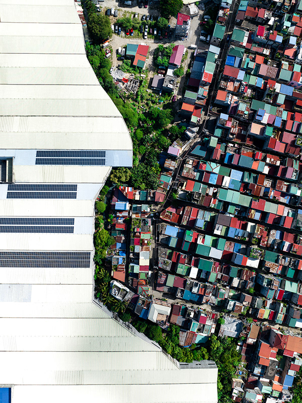Unequal Scenes - Manila