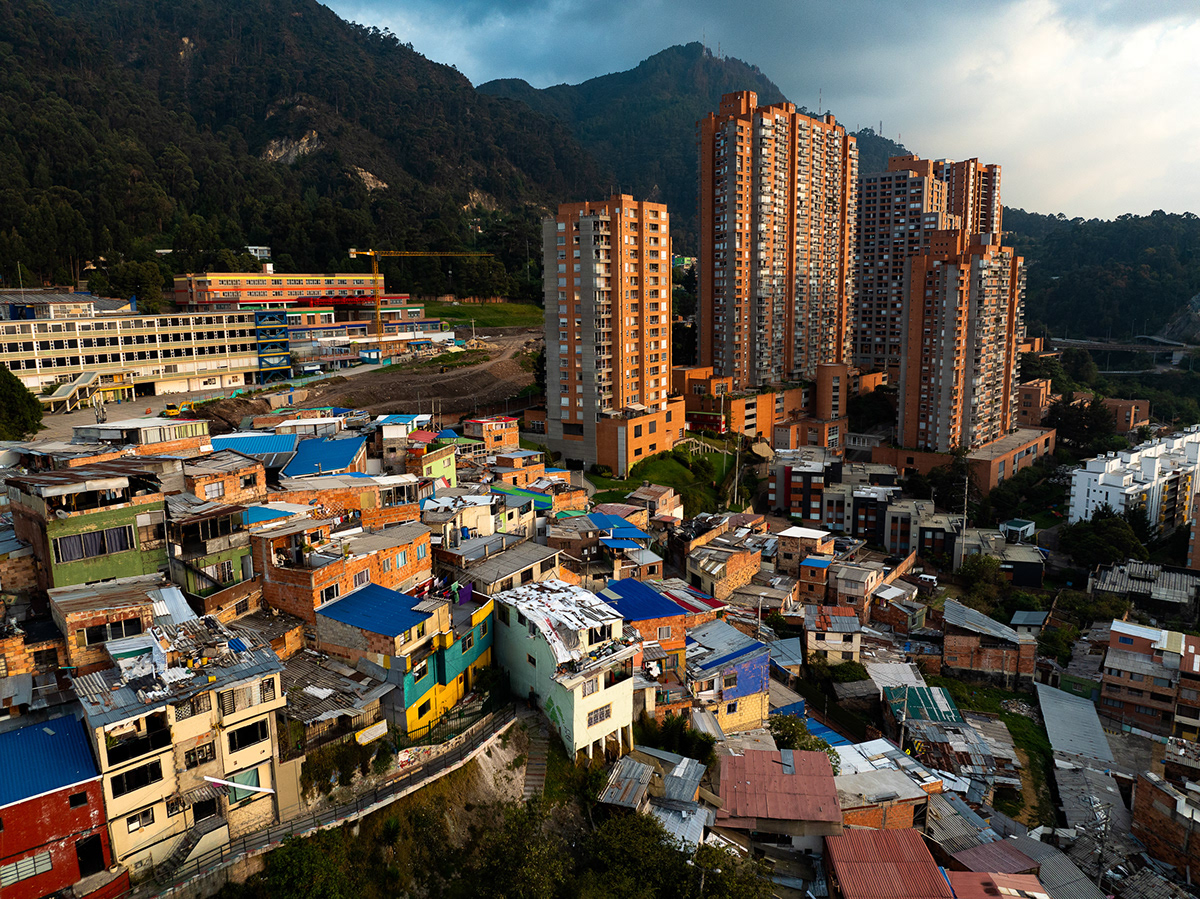 Unequal Scenes - Bogotá