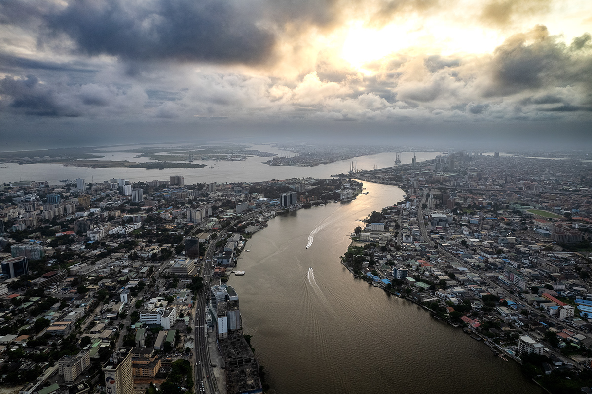 Unequal Scenes - Lagos