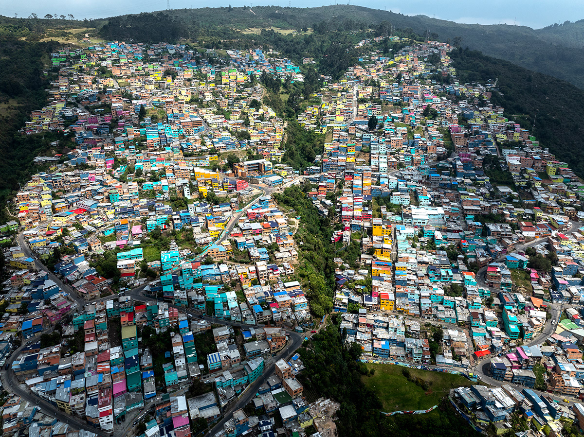 Unequal Scenes - Bogotá