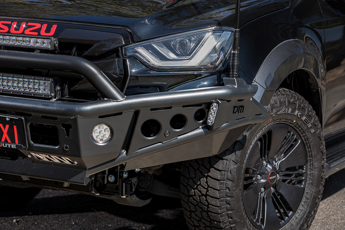 Matt Williams Photography - TJM - Isuzu DMax Chaser Bar