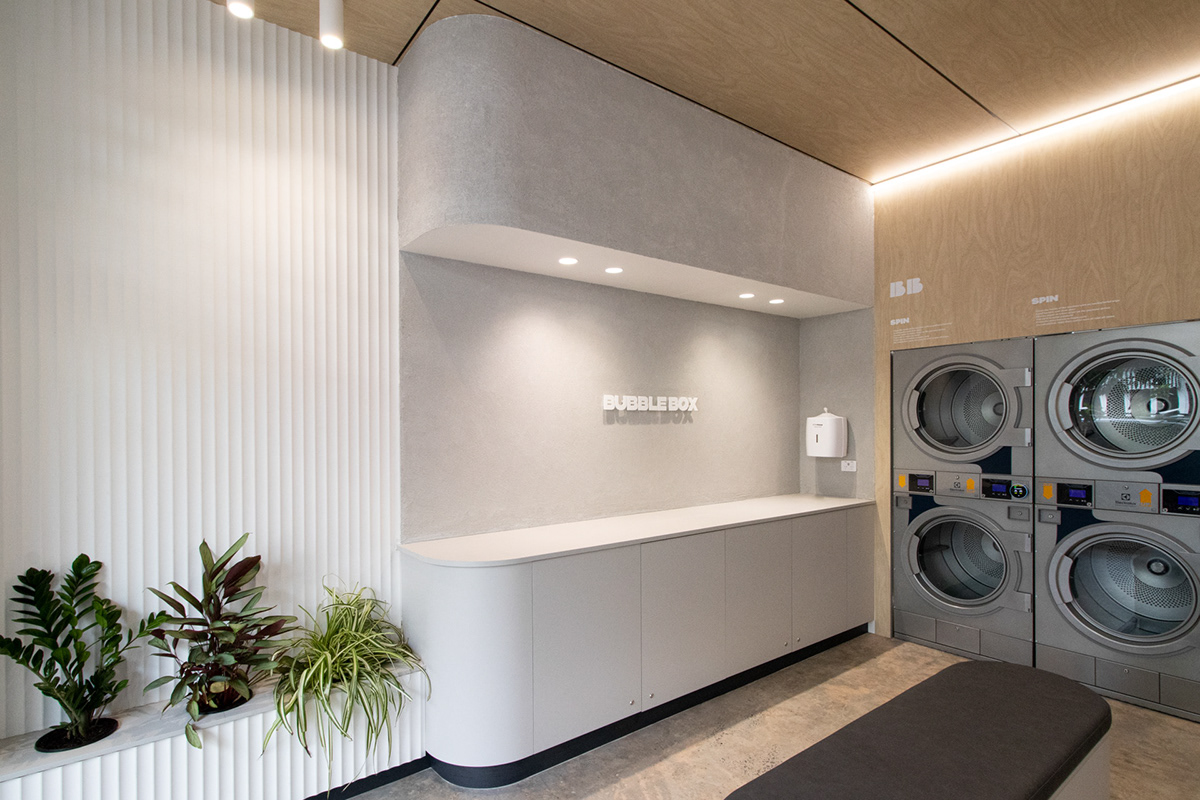 Daniel Malik | Design Portfolio - BUBBLE BOX 02