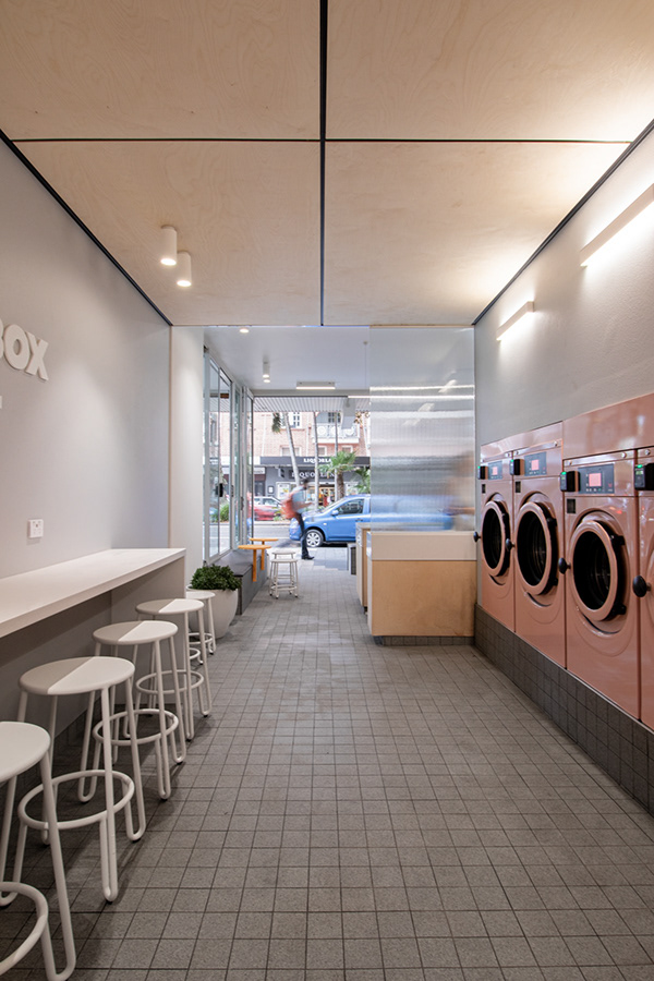 Daniel Malik | Design Portfolio - Bubble Box 01