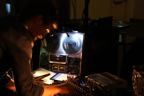 Simon Connor - About / Contact