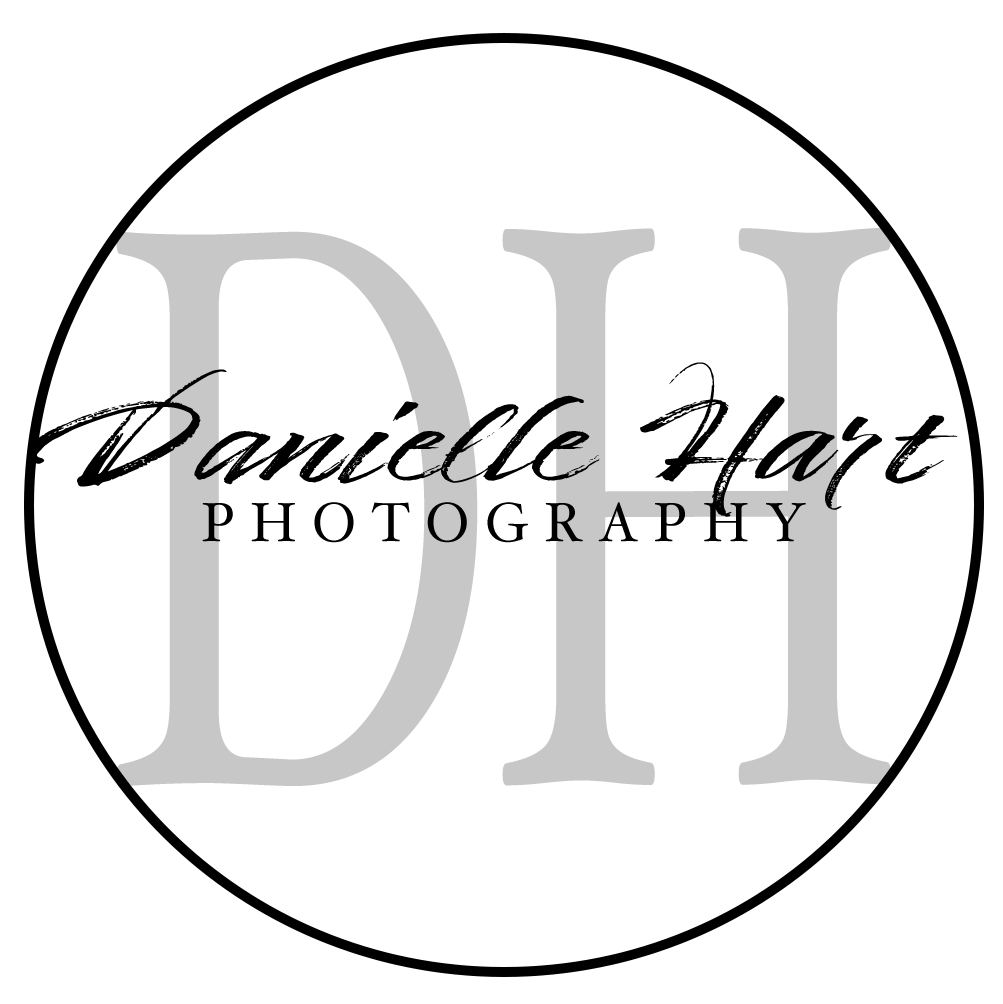 Danielle Hart - Contact