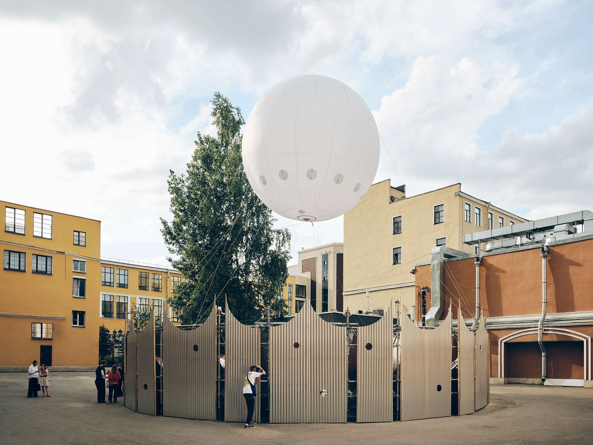KIDZ - Forget who you are | pop-up pavilion