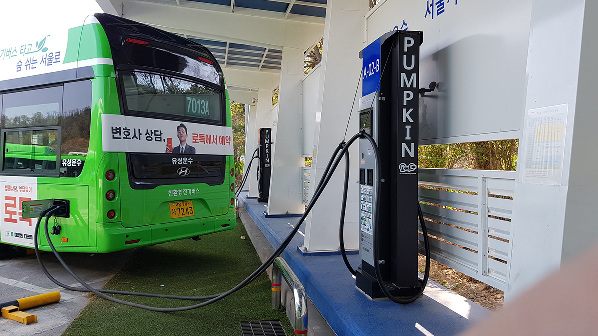 DESIGNFEEL - EV bus charger