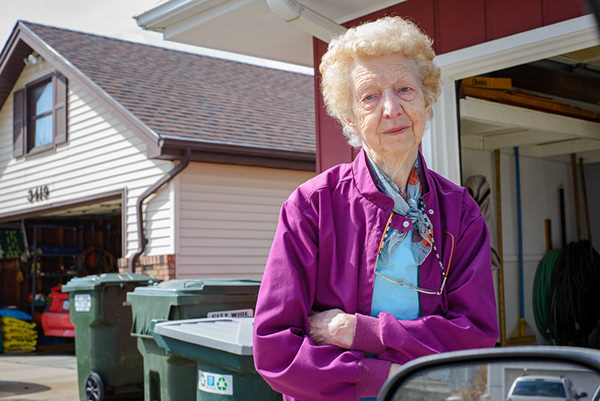 Deanna Dikeman - Leaving and Waving