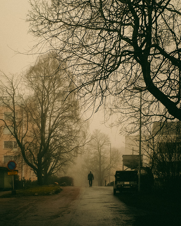 Tommi Viitala Street Photography - OBSCURE FUTURE