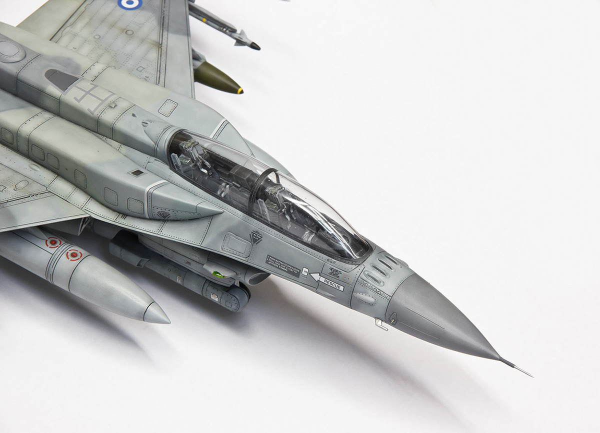 JR miniatures - F-16D Block52+ HAF 1:48 Kinetic