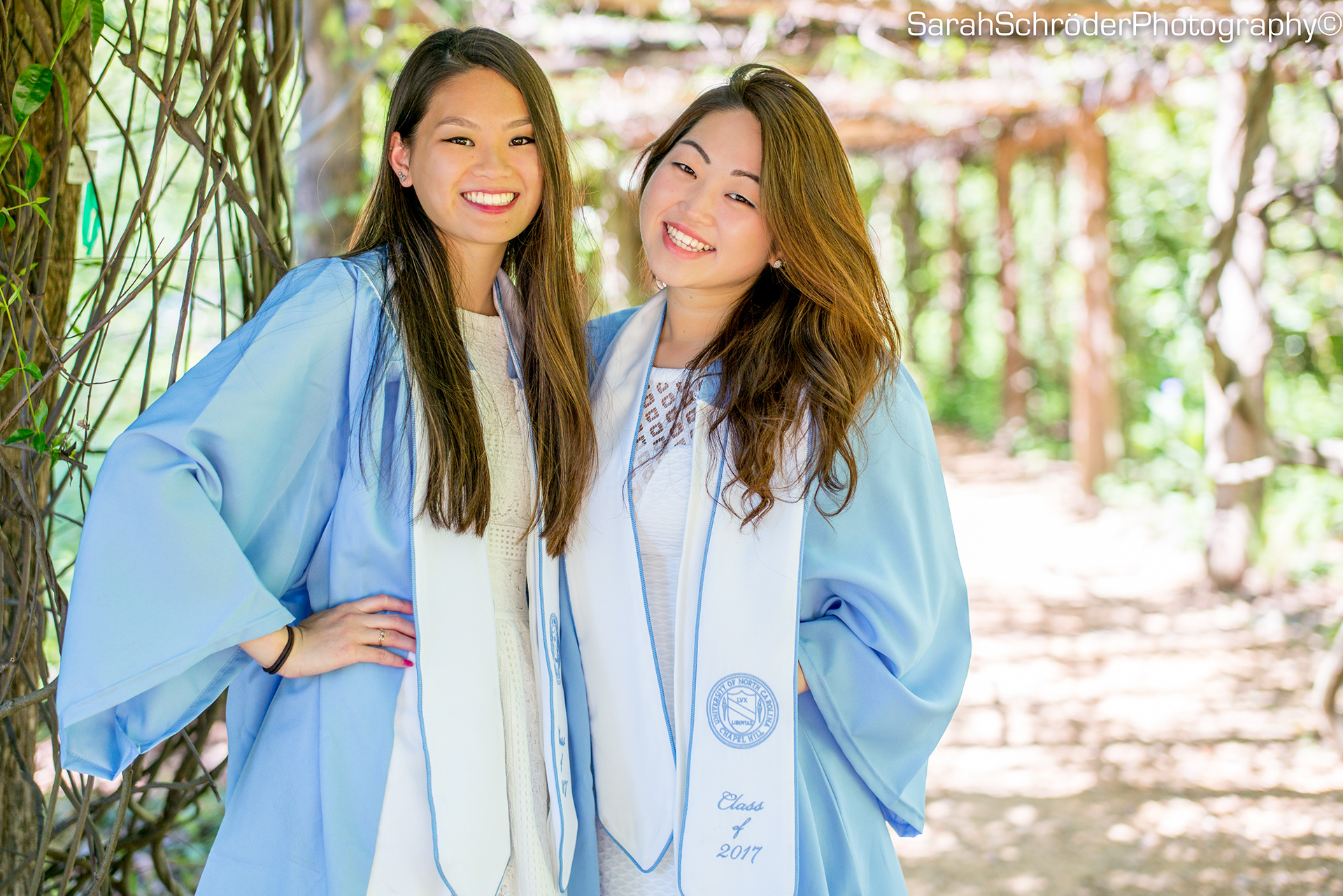 SCHROPHOTO - Priscilla + Lauren's Graduation