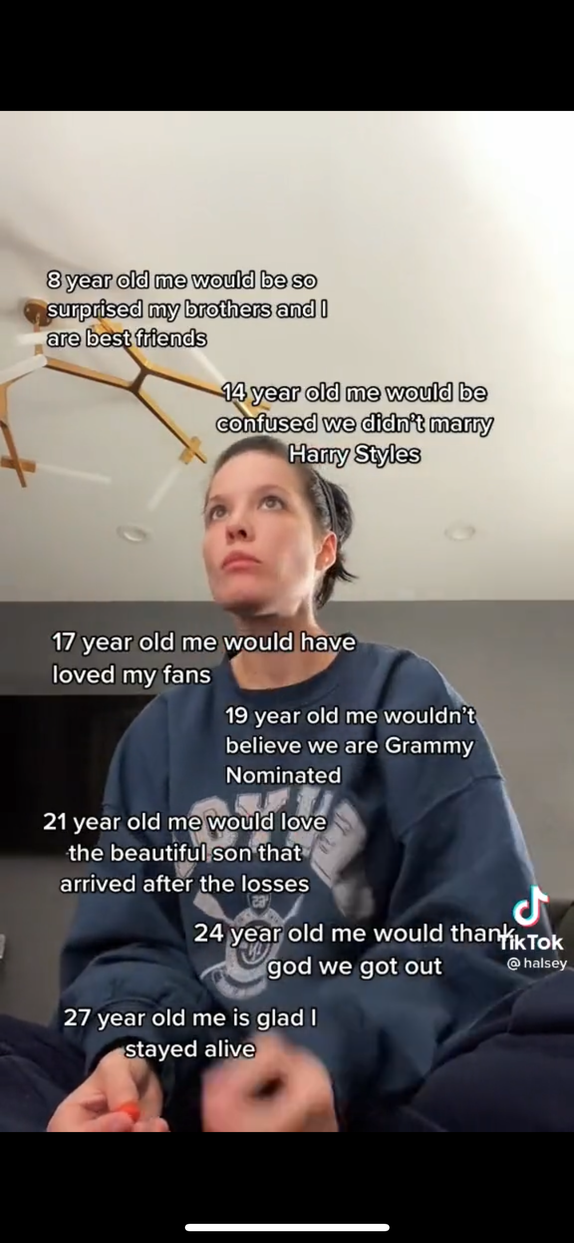 Halsey Hair Timeline - February